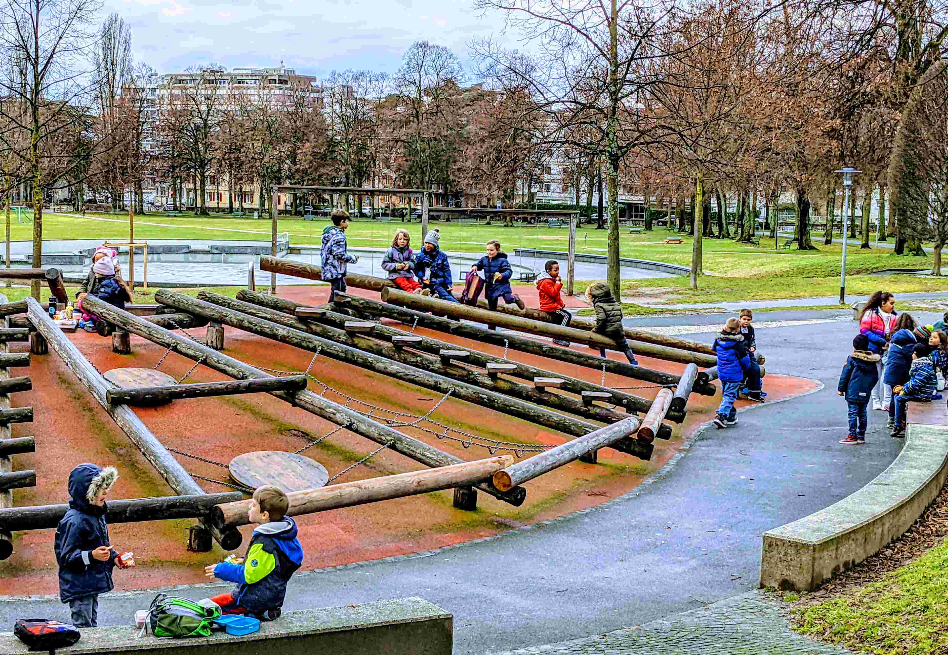 The benefits of "guided play" education